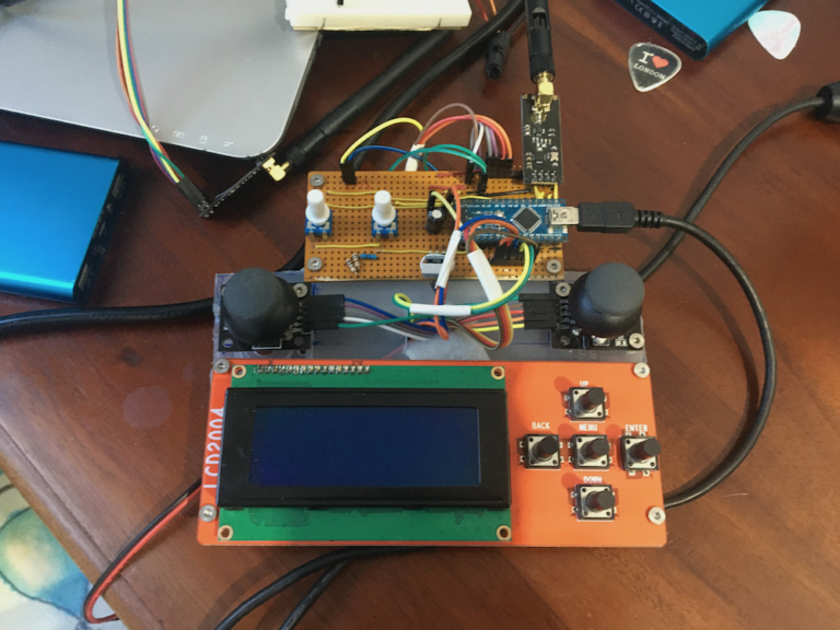 Proyecto de Control remoto RC con arduino y nRF24L01